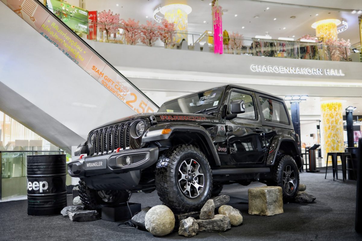 ฝั่งธนฯ สะเทือน! Jeep เคลื่อนพลสู่ ICONSIAM สร้างกระแสให้ ‘Wrangler ...