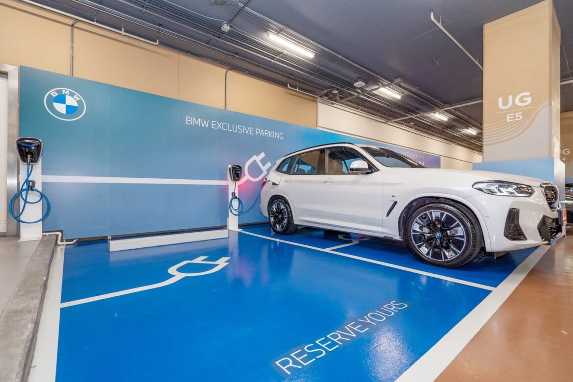 BMW จับมือ ICONSIAM เปิดบริการ BMW Exclusive Parking ที่จอดสำรองพิเศษ ...