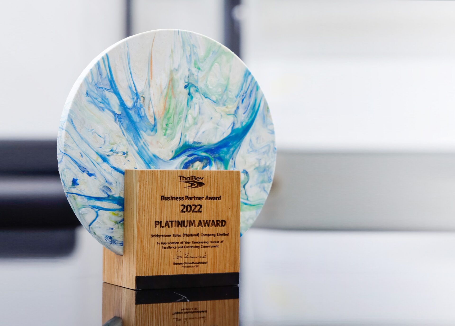 บริดจสโตน คว้ารางวัล Business Partner Award 2022 (Platinum Award) จาก ...