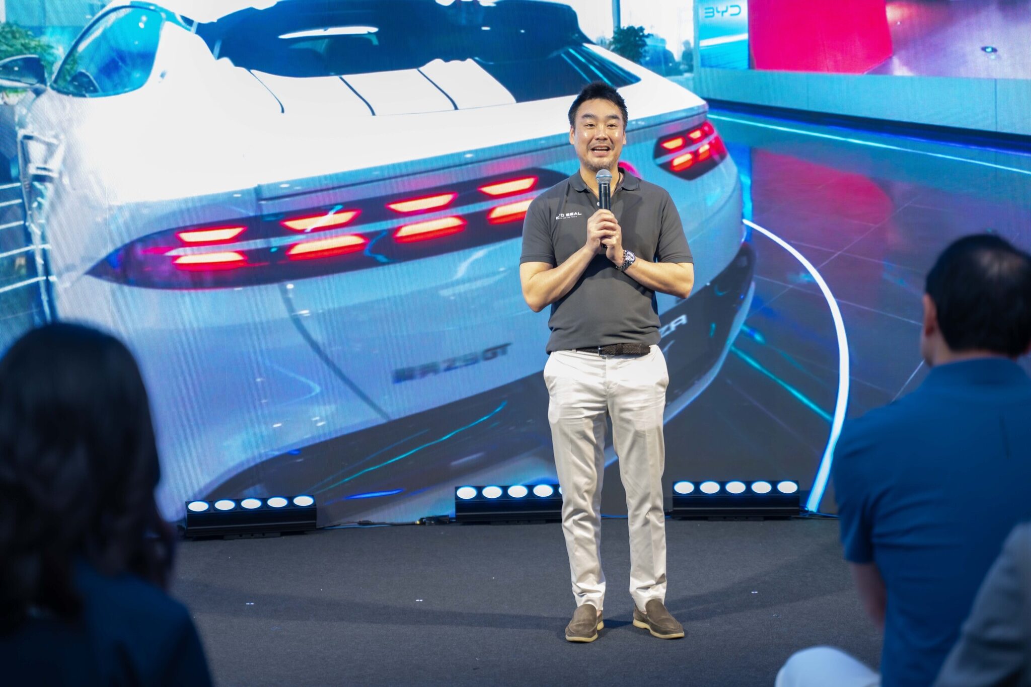 เรเว่จัดเปิดศูนย์ BYD Experience Store แห่งแรกในไทย ใจกลางกรุงเทพฯ ...